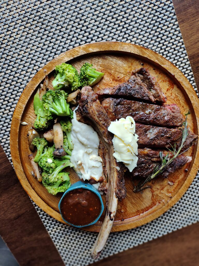 ninanssteakhouse/Savor Perfection at Ninan’s Steak House/1