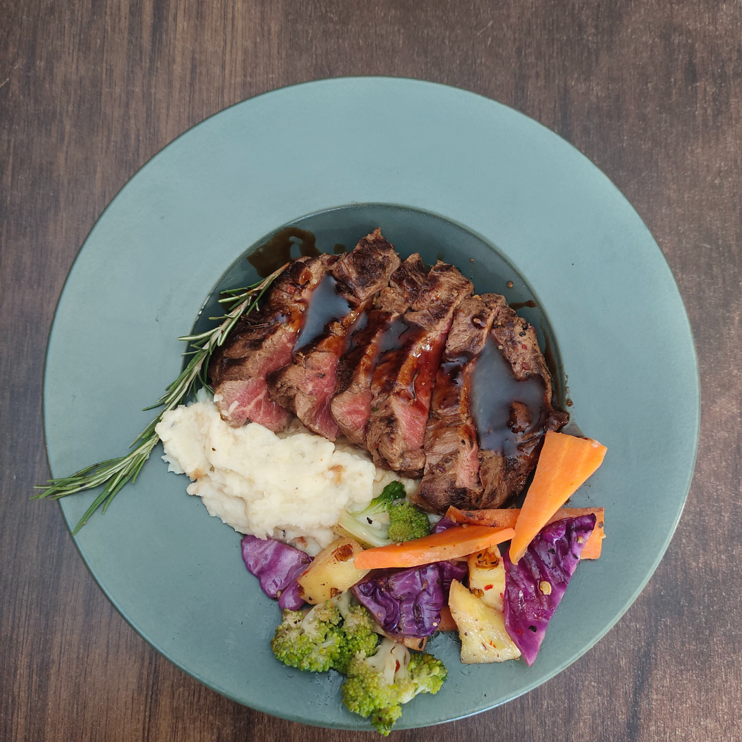 ninanssteakhouse/Savor Perfection at Ninan’s Steak House/1